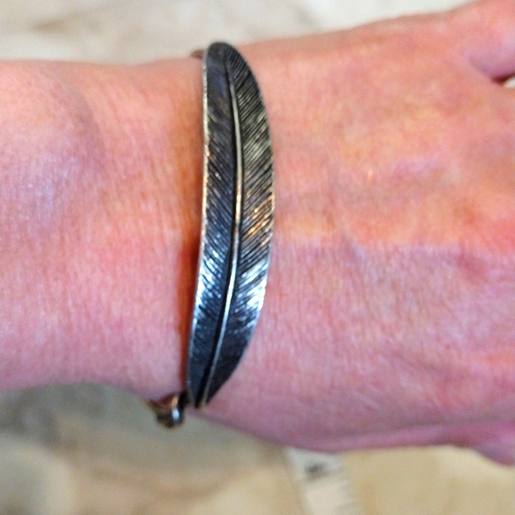 Alex and Ani | Jewelry | Alex And Ani Feather Wire Bracelet | Poshmark